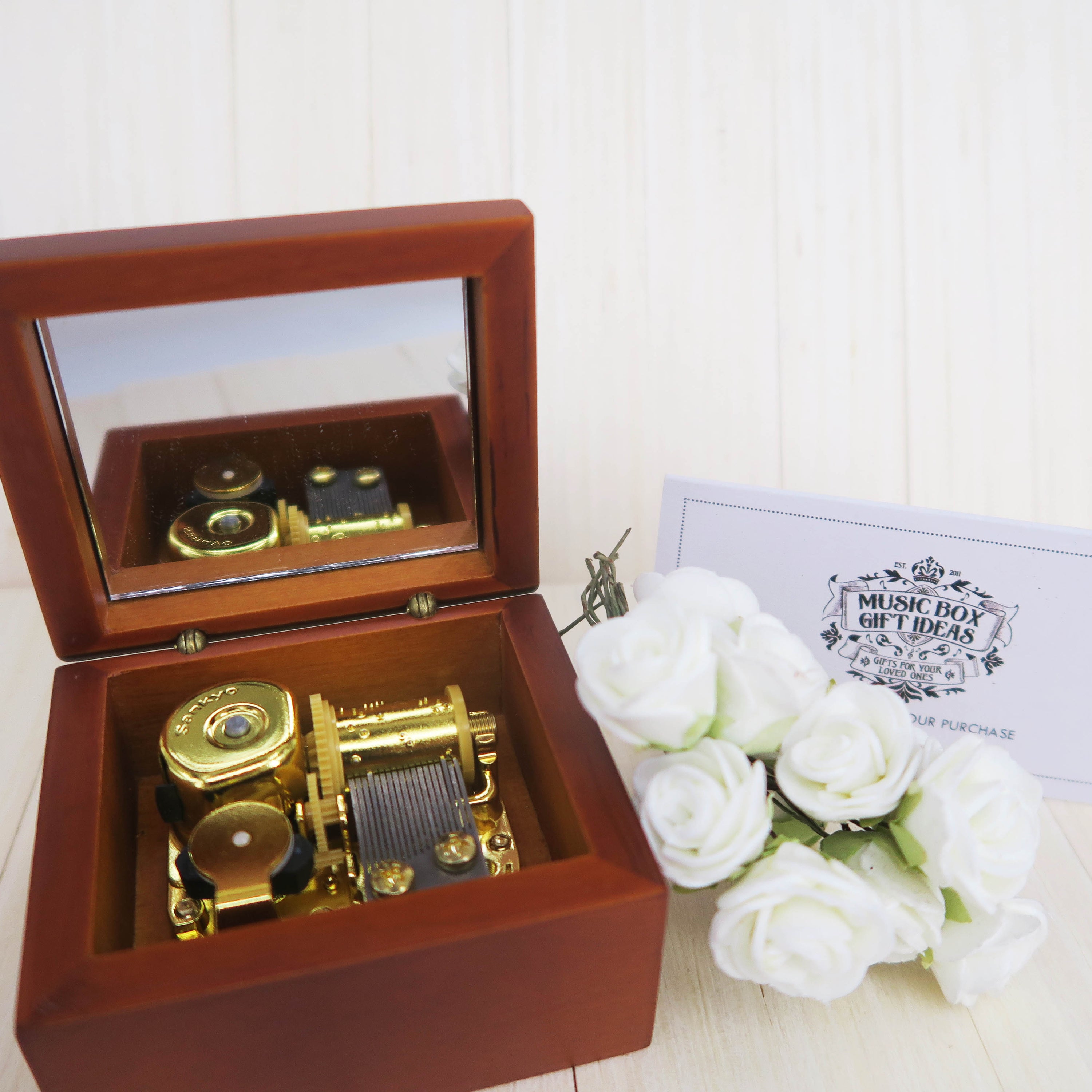 Music Box Gift Ideas - Quality music boxes with unique tunes